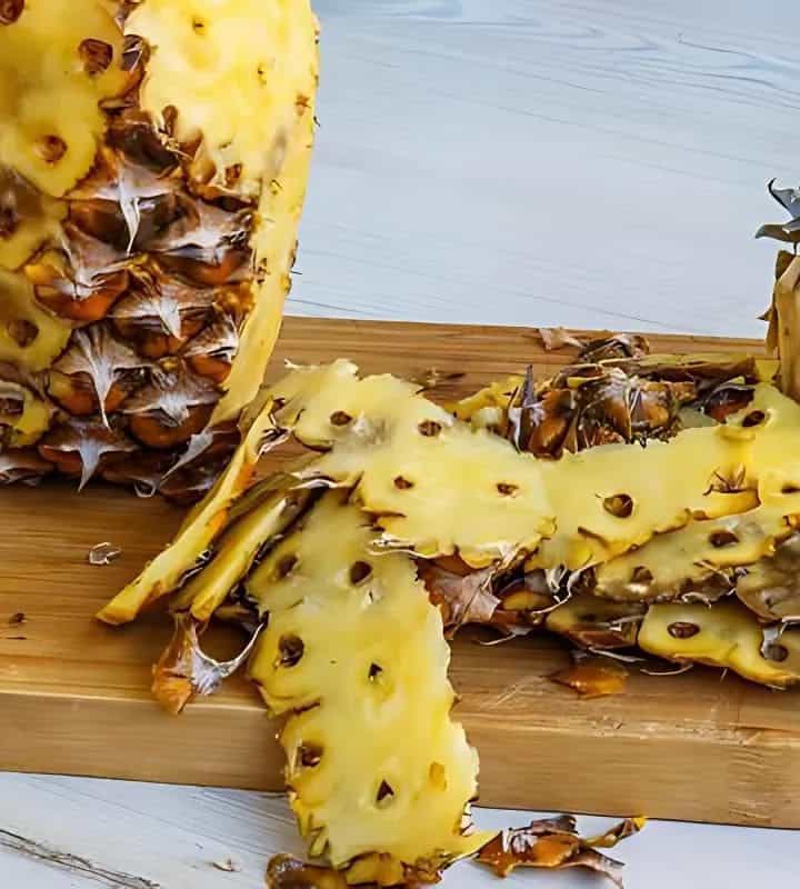 Don’t Throw Pineapple Skins Away If You Don't Know Their Amazing Health ...